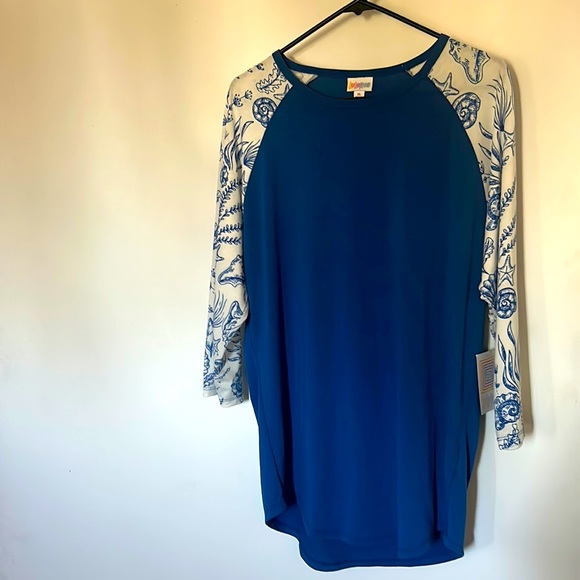 LuLaRoe | Tops | Cute Lularoe Randy Beach Themed T | Poshmark